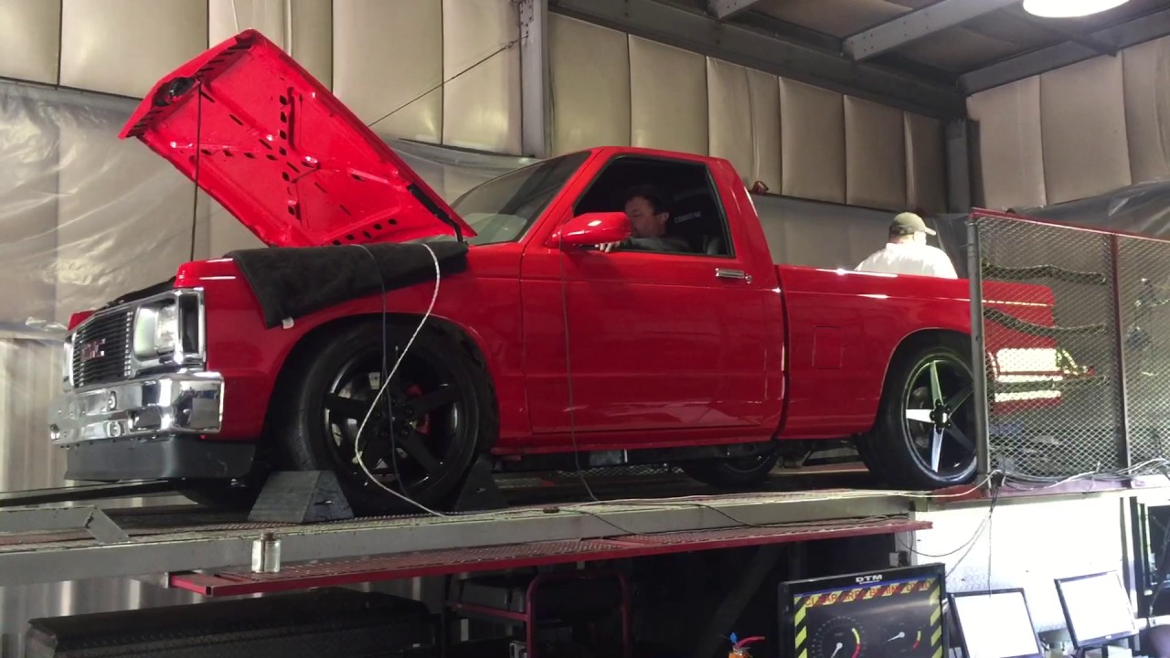 LSA Swap S10 Dyno - YouTube