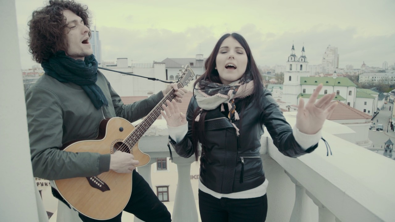 NaviBand - O Bătrână într-o Gara (Romanian song) - YouTube