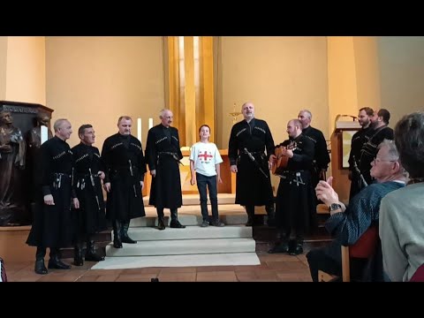 ჟუჟუნა წვიმა Jujuna wvima - Adrian Geisler und Batumi Chor - YouTube
