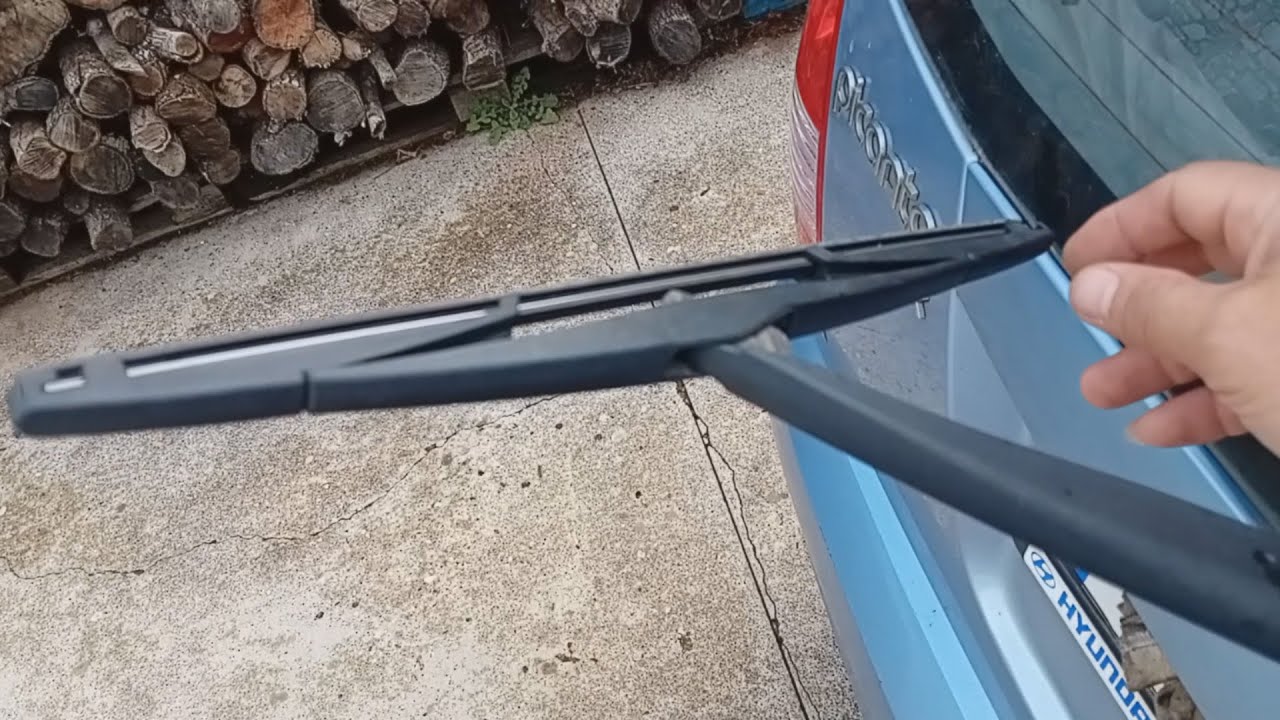 How to repair rear windshield wiper - YouTube