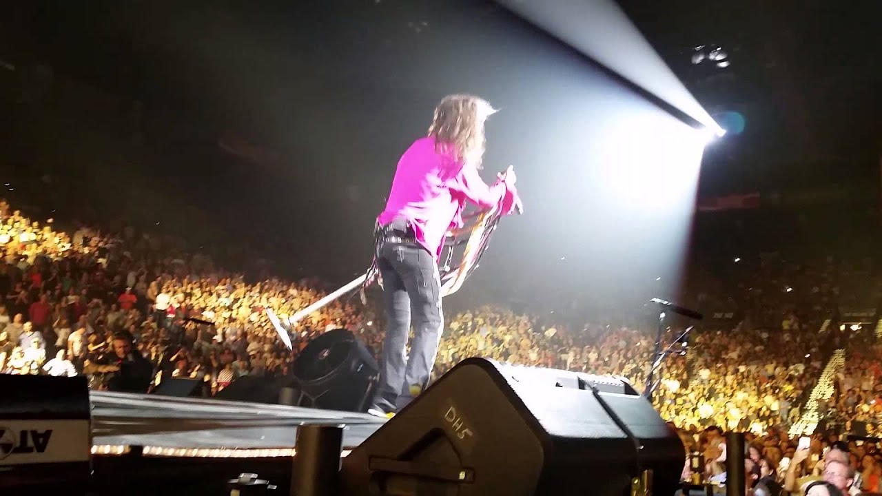 Aerosmith Walk This Way Live At The MGM Grand - YouTube
