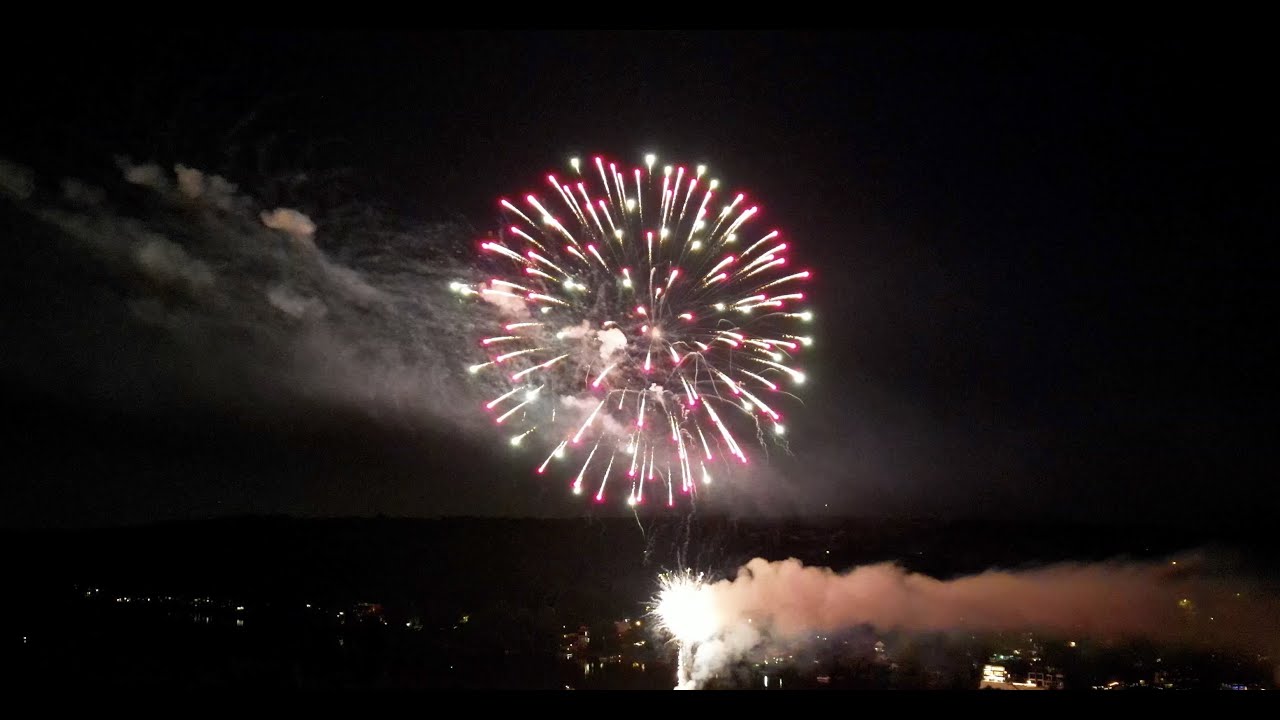 Lambertville - New Hope August 11th Fireworks, short 4K - YouTube