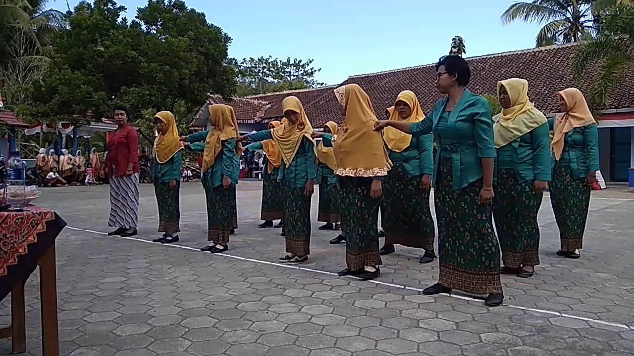 #ngenterbersama_😂 LOMBA PBB - PASUKAN BARIS BERBARIS. JUARA 3 - YouTube