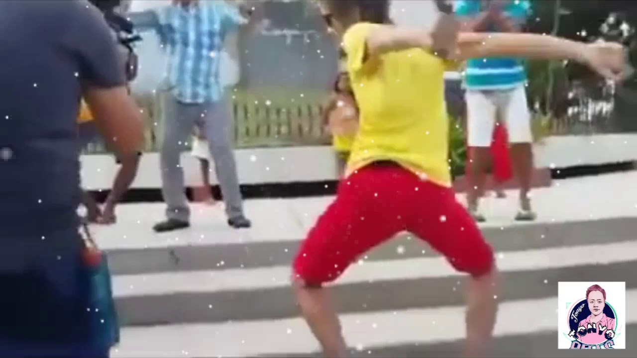 President duterte dancing budots - YouTube