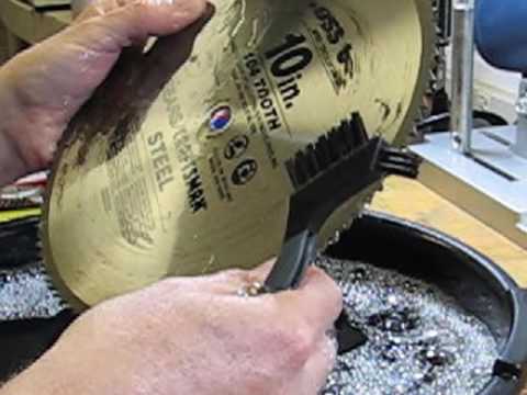 Saw Blade Cleaning with Laundry Detergent before using the Harbor ...