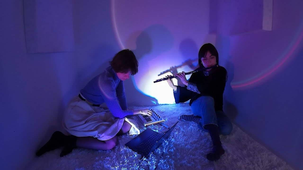 India Sadowska & Patrycja Pączkowska - YouTube