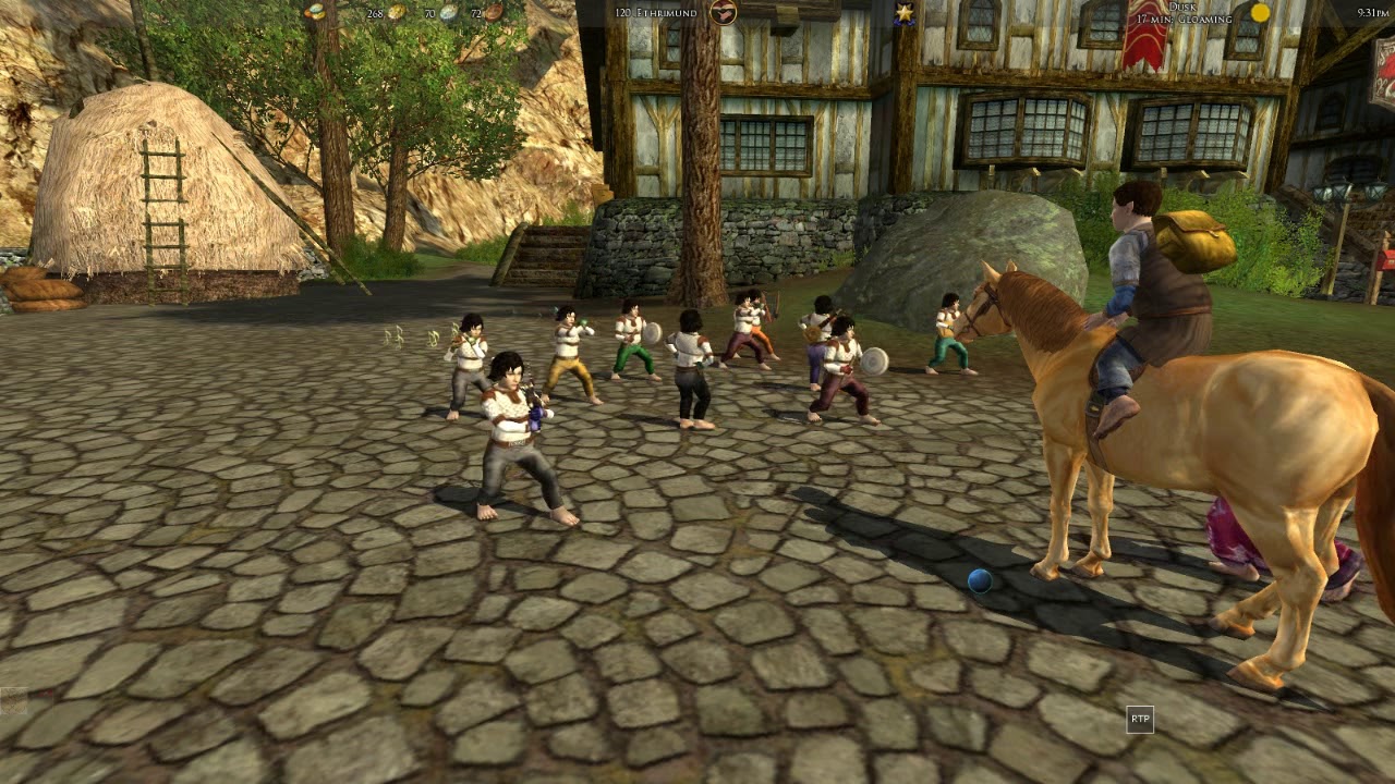 The Flash Mob Musicians - LOTRO Crickhollow Server - YouTube