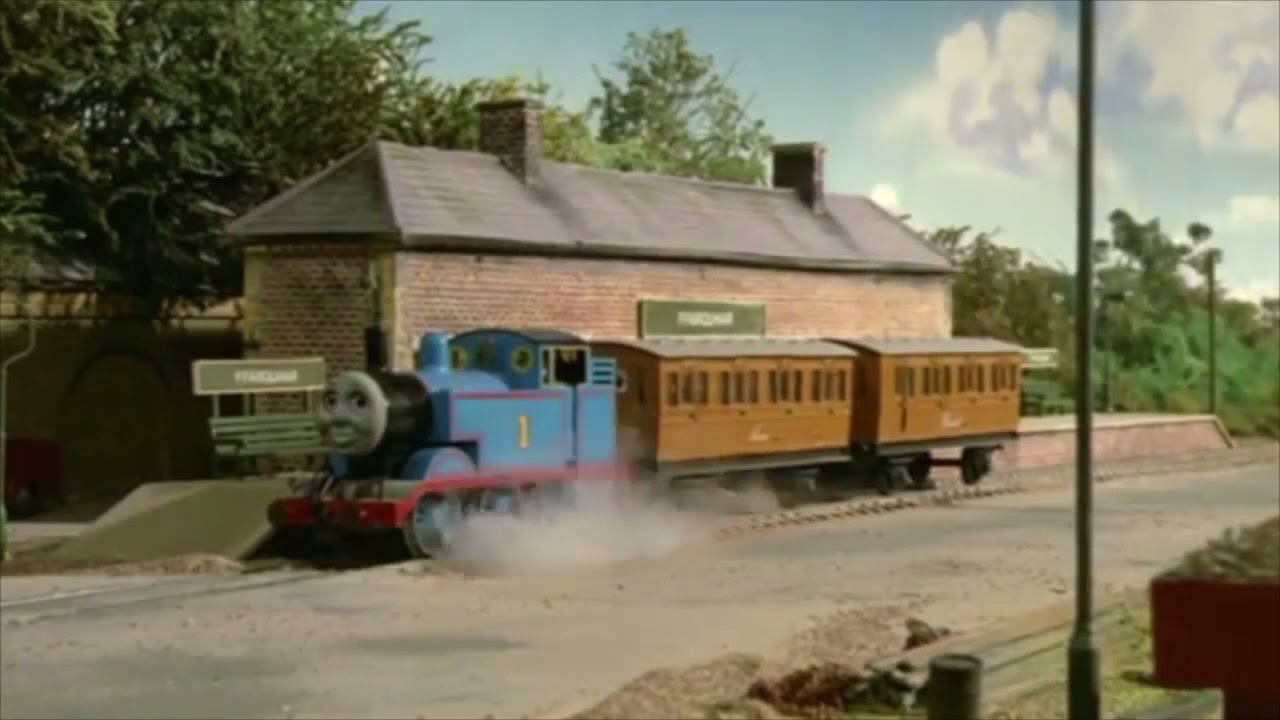 The Thomas the tank engine theme song season 1 slow start Intro but it ...