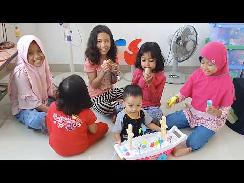Penjual Bingung dikerubuti Pembeli