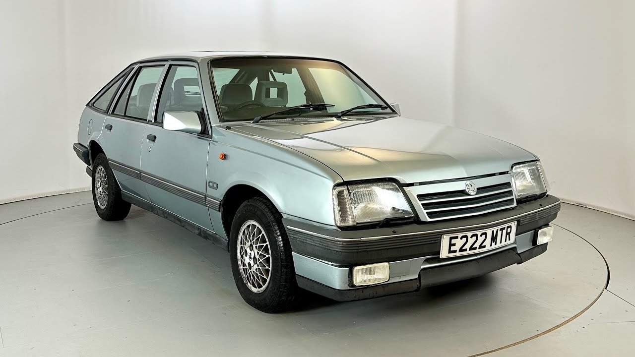 Vauxhall Cavalier CD - YouTube