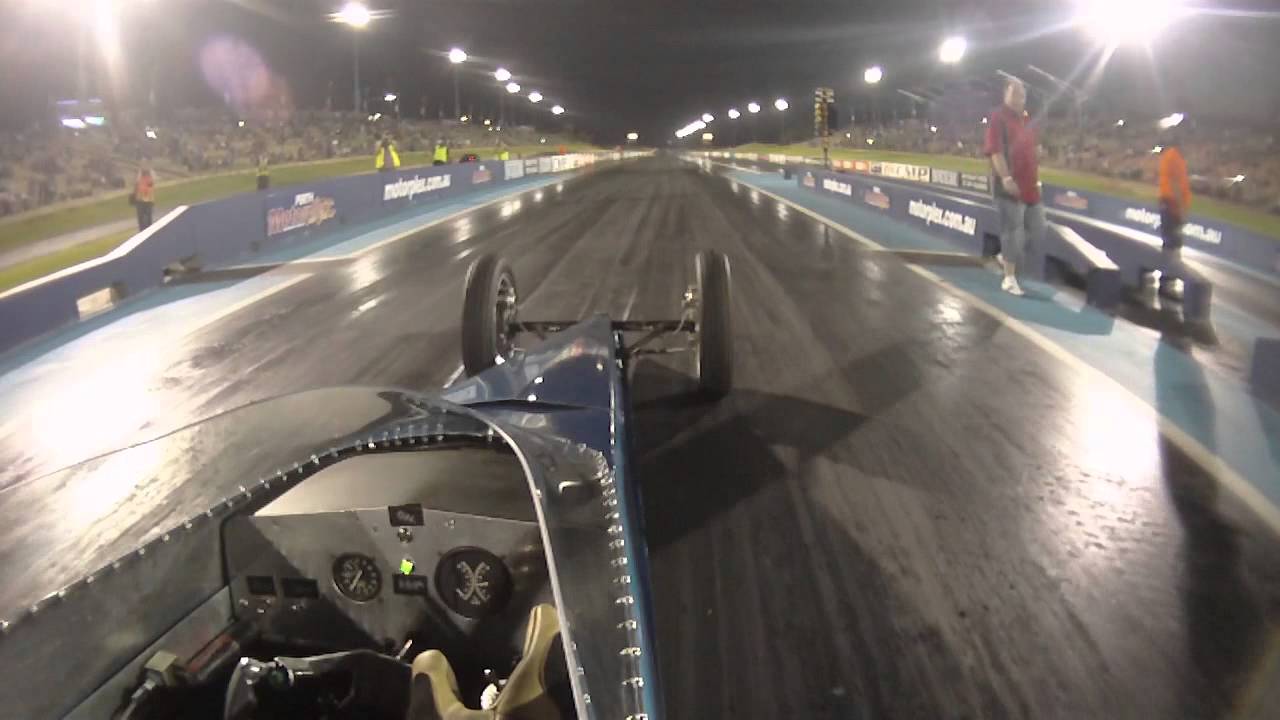 Andy Beauchemin 5.78 @ 276 mph run 1 in Incineration...Perth Motorplex ...
