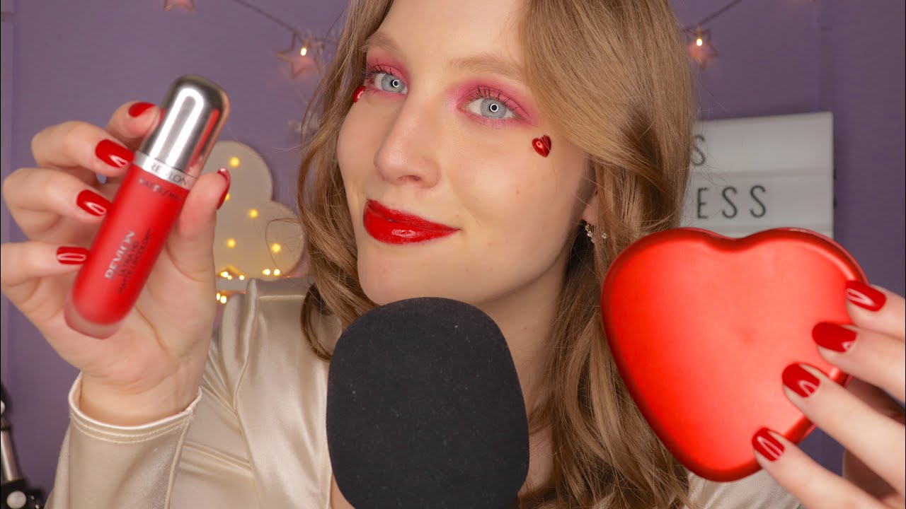 ASMR Valentines Day Triggers🧸 ️ ~ Tapping, Whispering, Eating Sounds ...