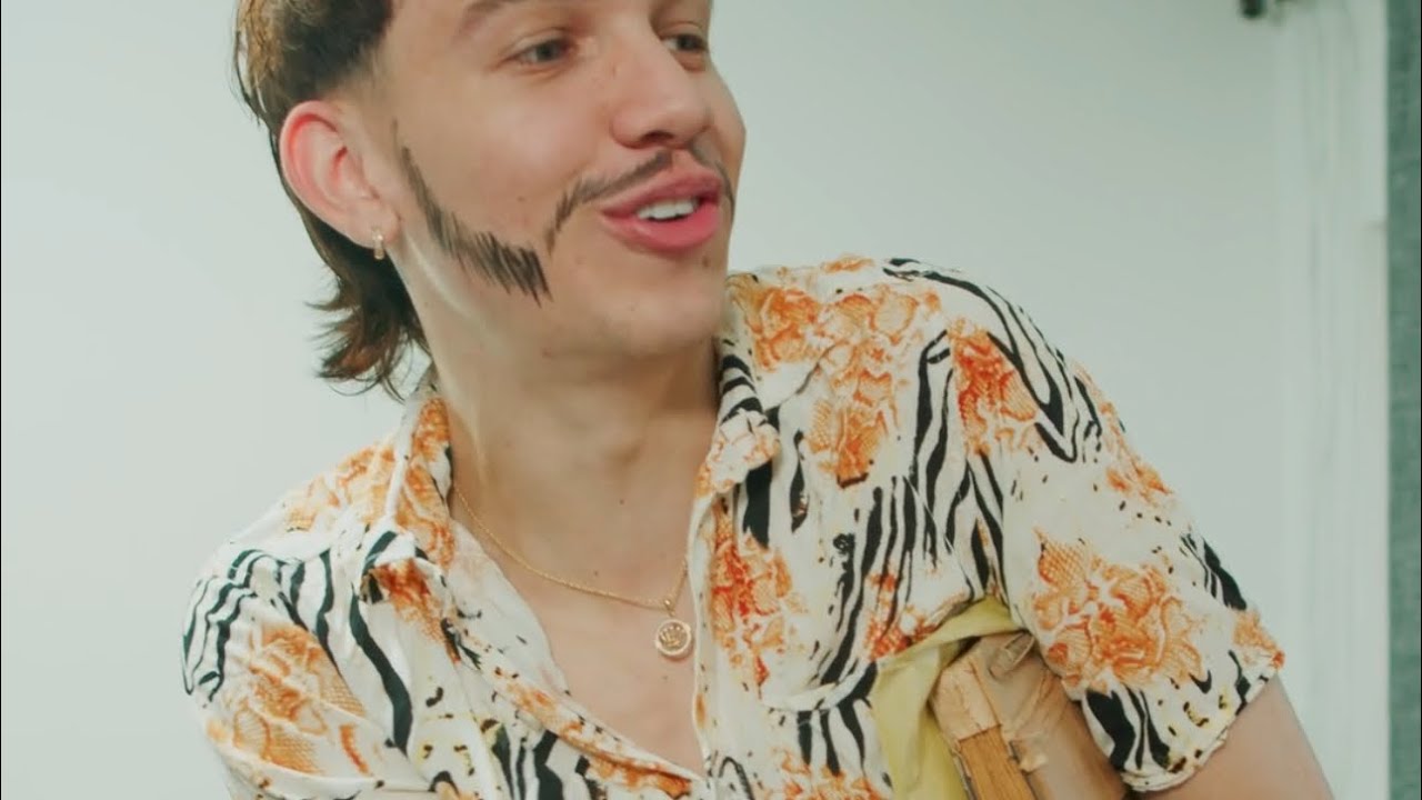 ESE AMIGO A DICTO A LA SERIE DE RIGO - YouTube