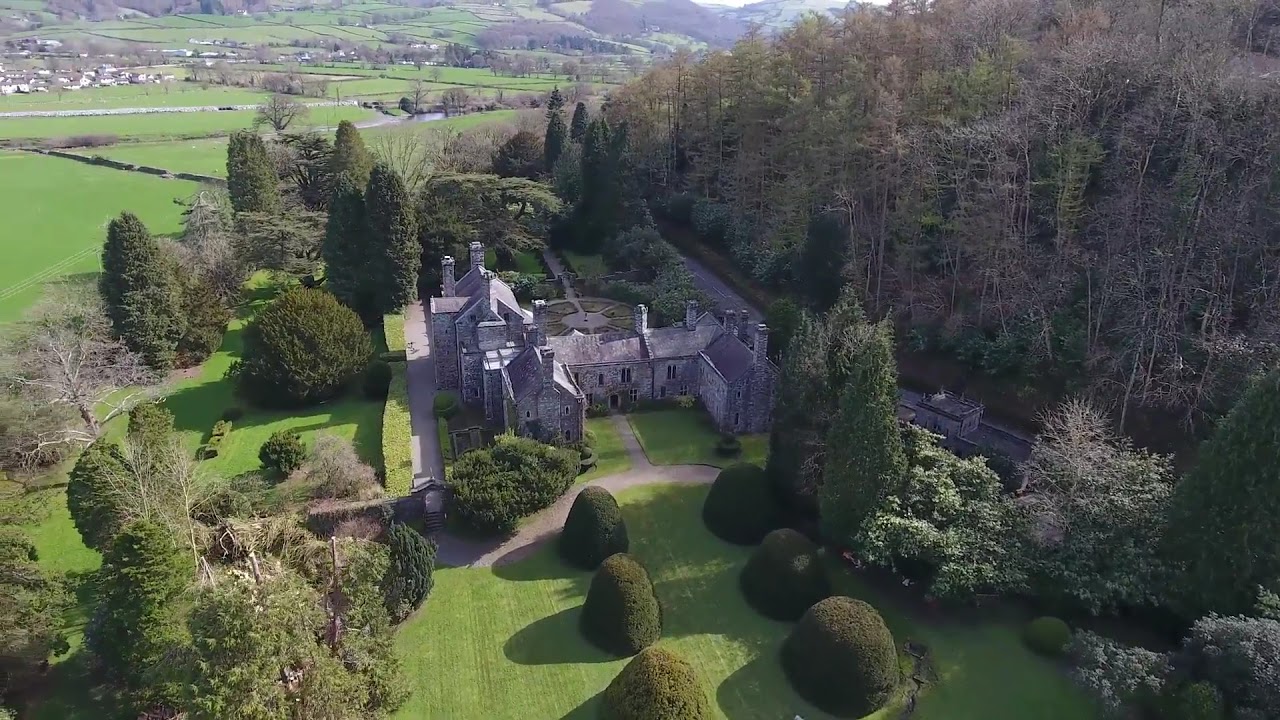 Gwydir Castle - YouTube