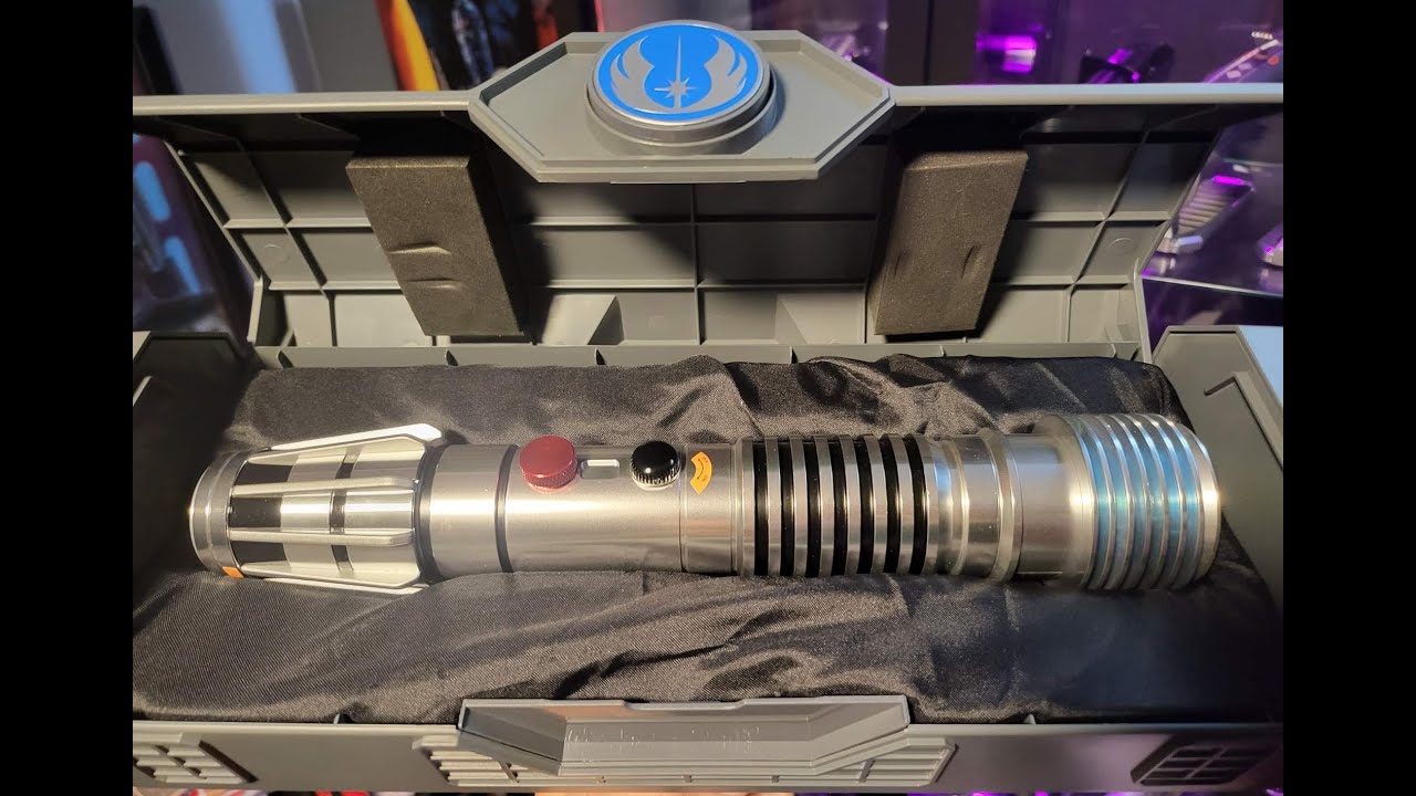 Star Wars Plo Koon Legacy Lightsaber Galaxy's Edge Walt Disney World ...