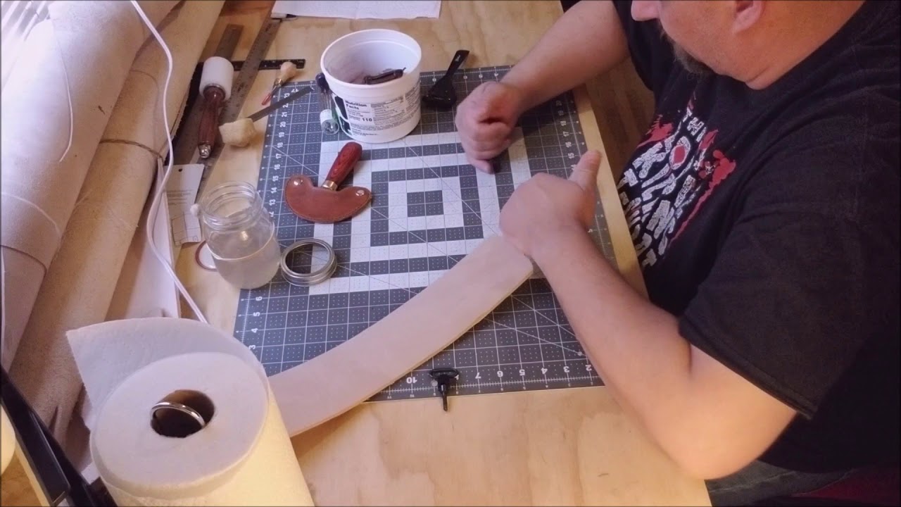 Part 14 Finishing up the Skiving and then Doing the Stitch Groove ...