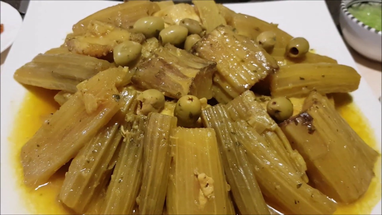 Tajine de poulet aux cardons kharchouf طاجين الخرشوف بالدجاج - YouTube