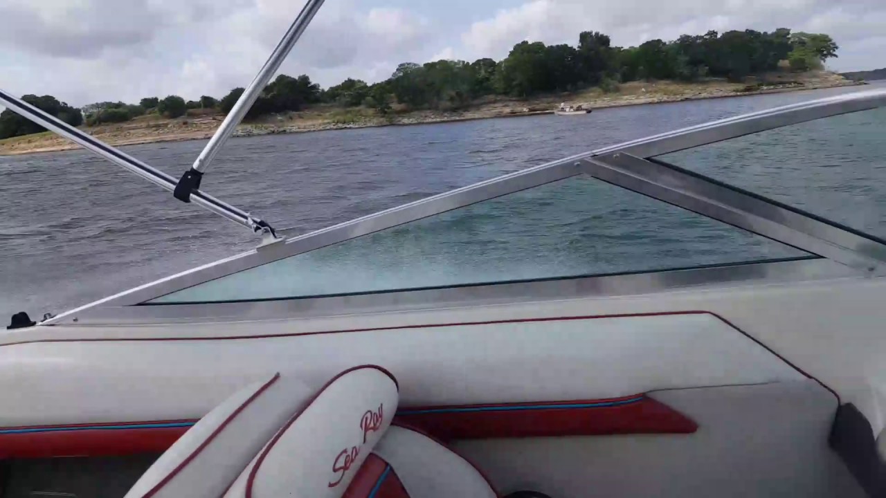 Sea Ray 200 bow rider 1992 - YouTube