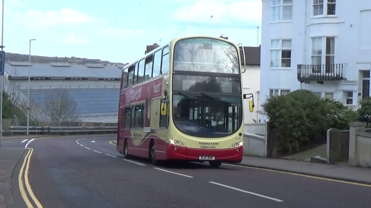 Brighton and Hove bus route 7 seen nearing Seven Dials in Brighton ...