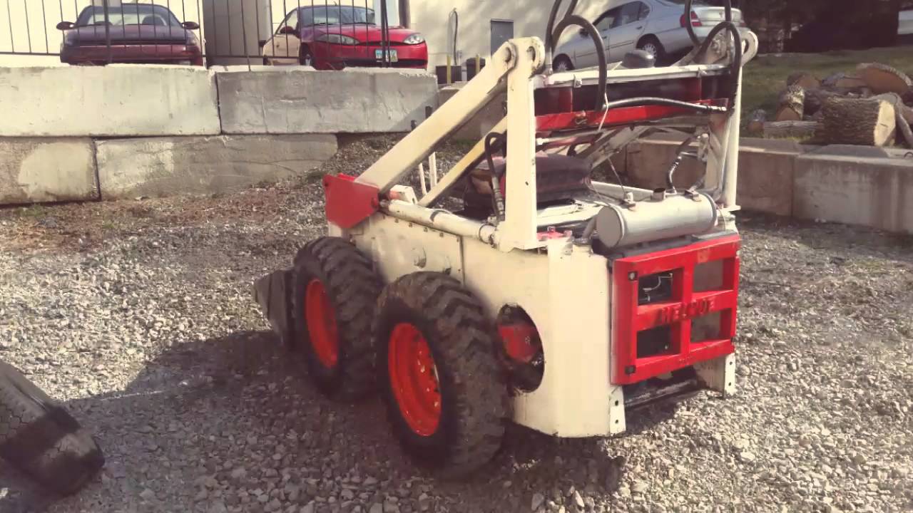 Melroe m500 bobcat skid steer - YouTube