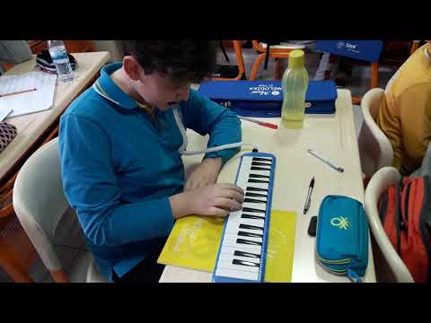 Melodika ile Çemberimde Gül Oya 6/B