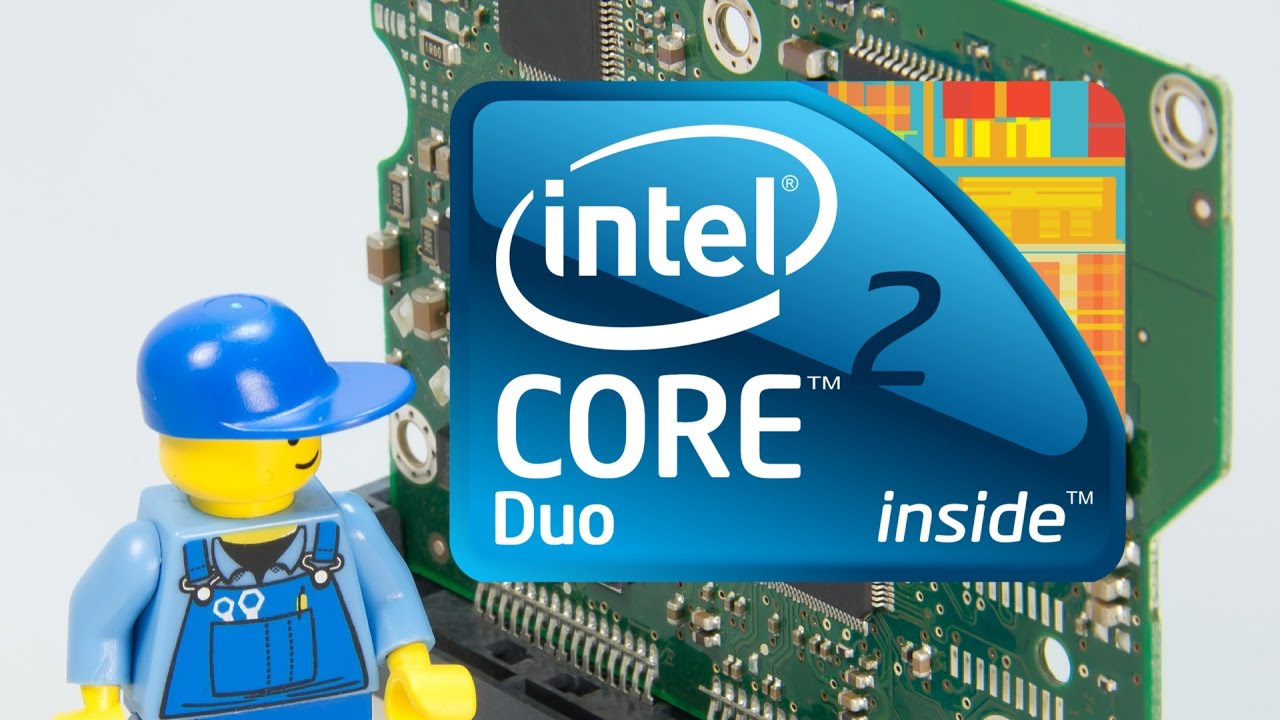 Gaming on the VERY FIRST Core 2 Duo - YouTube