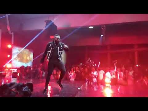 Watch Davido and Falz Perform Bad, Badoo, Baddest at #TheFalzExperience 2017