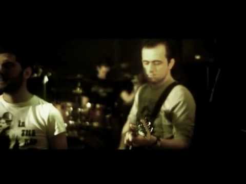 Küresel Ikınma - Hadi Yine Sev Beni (official video).mp4