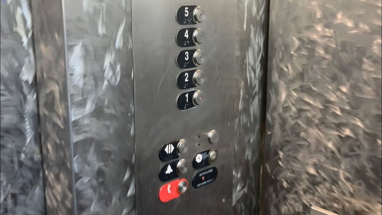 Elevator Ride | LA Metro Rail Train Sierra Madre Villa Station 🚉 | Los ...