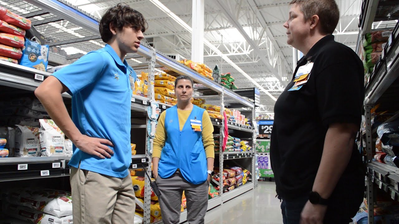 Fake Walmart Employee Prank! - YouTube