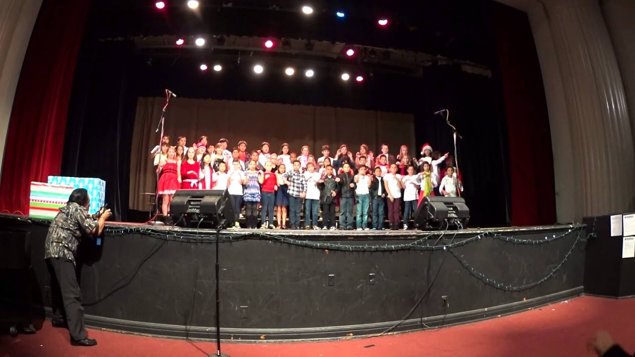 Howard Wood Elementary 5th Grade Xmas Program - YouTube