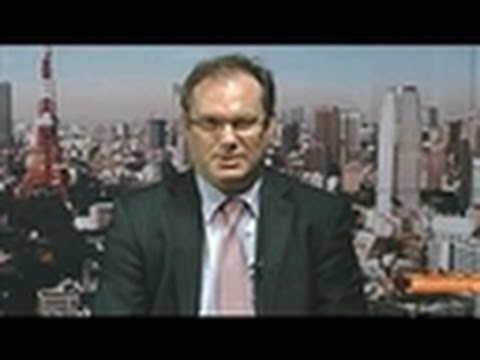 Smithers Says Online Gaming Threatens Sony, Nintendo - YouTube