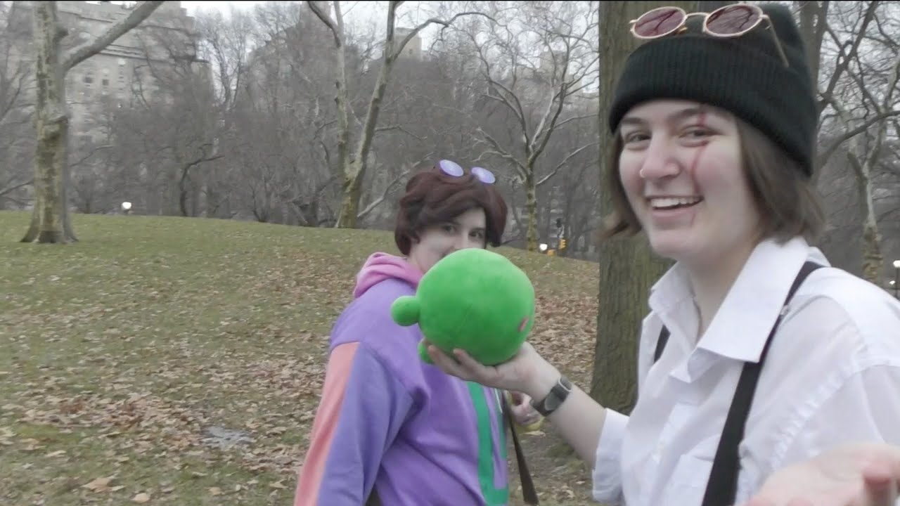 A "Calming" walk in the Park.... w/Karlnapity (DSMP cosplay vlog) - YouTube