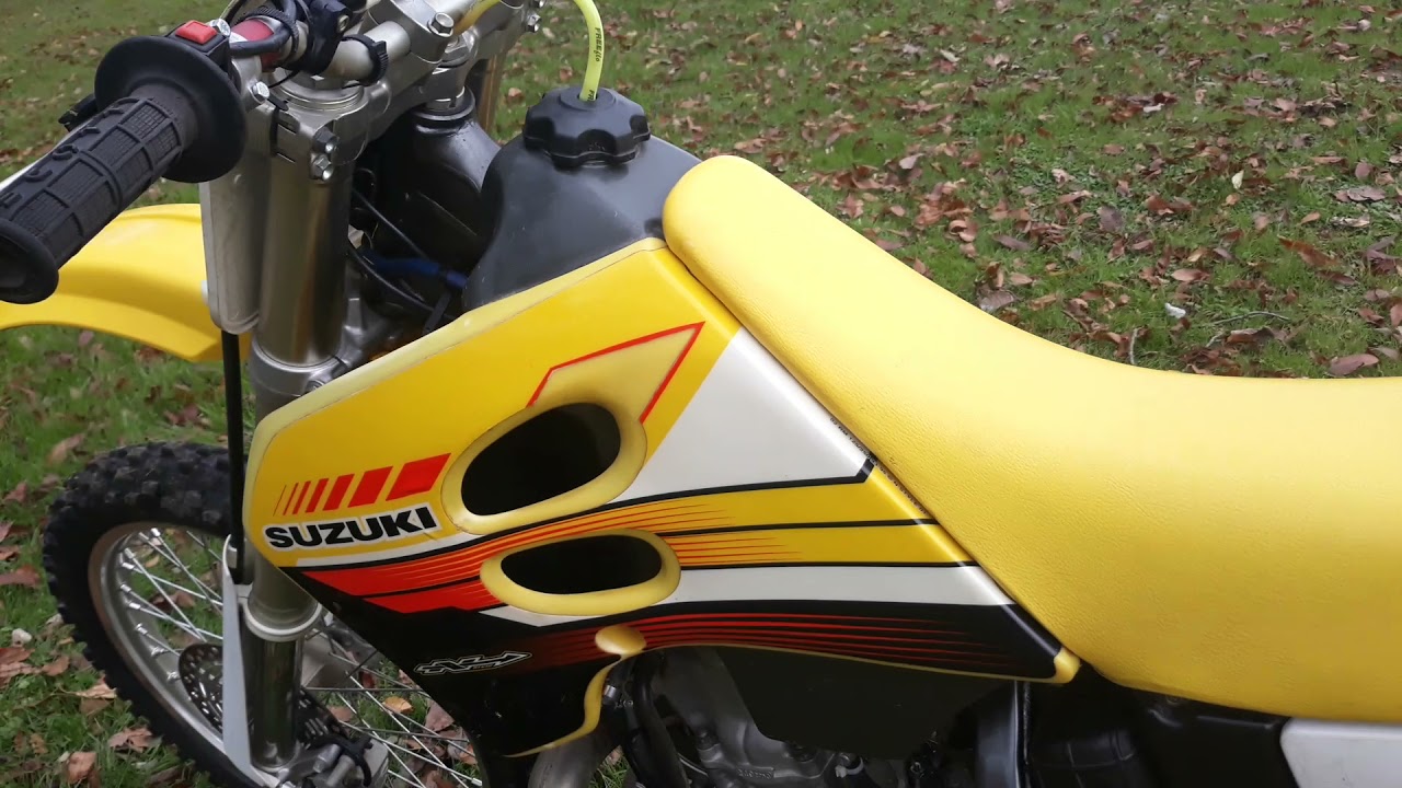 94 Suzuki RM250 - YouTube
