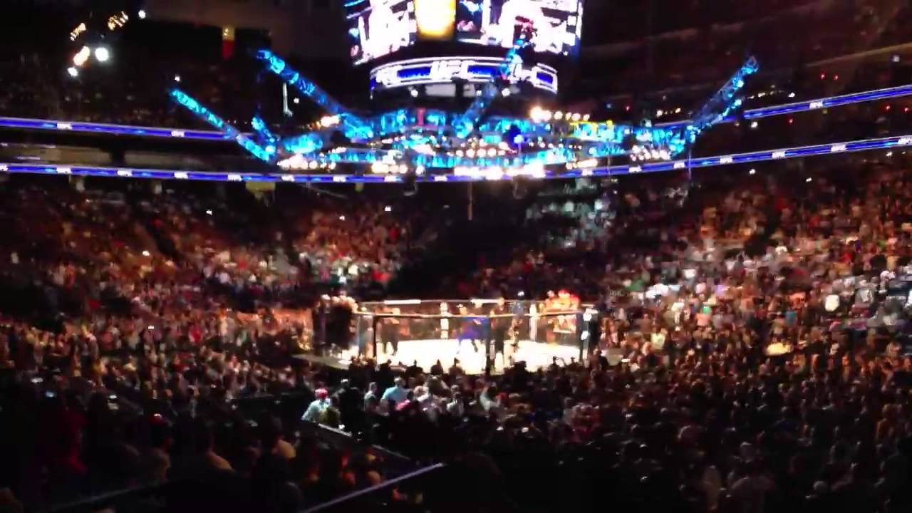 Jon Jones Chael Sonnen UFC 159 Bruce Buffer Intro - YouTube