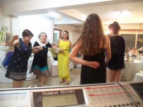 ΑΡΧΟΝΤΗΣ ΓΑΜΟΣ ΠΡΟΓΛΕΝΤΙ ΣΤΟΥΣ ΑΜΠΕΛΟΚΗΠΟΥΣ -18-6-2015 -ΘΡΑΚΙΩΤΙΚΑ ...