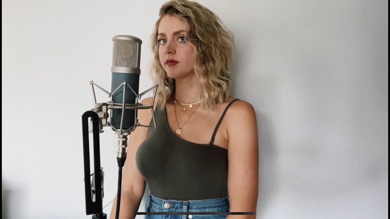Dreams - Fleetwood Mac (Live cover by Anna McPherson) - YouTube