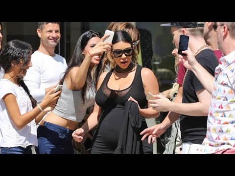 Pregnant Kim Kardashian Mobbed At La Scala