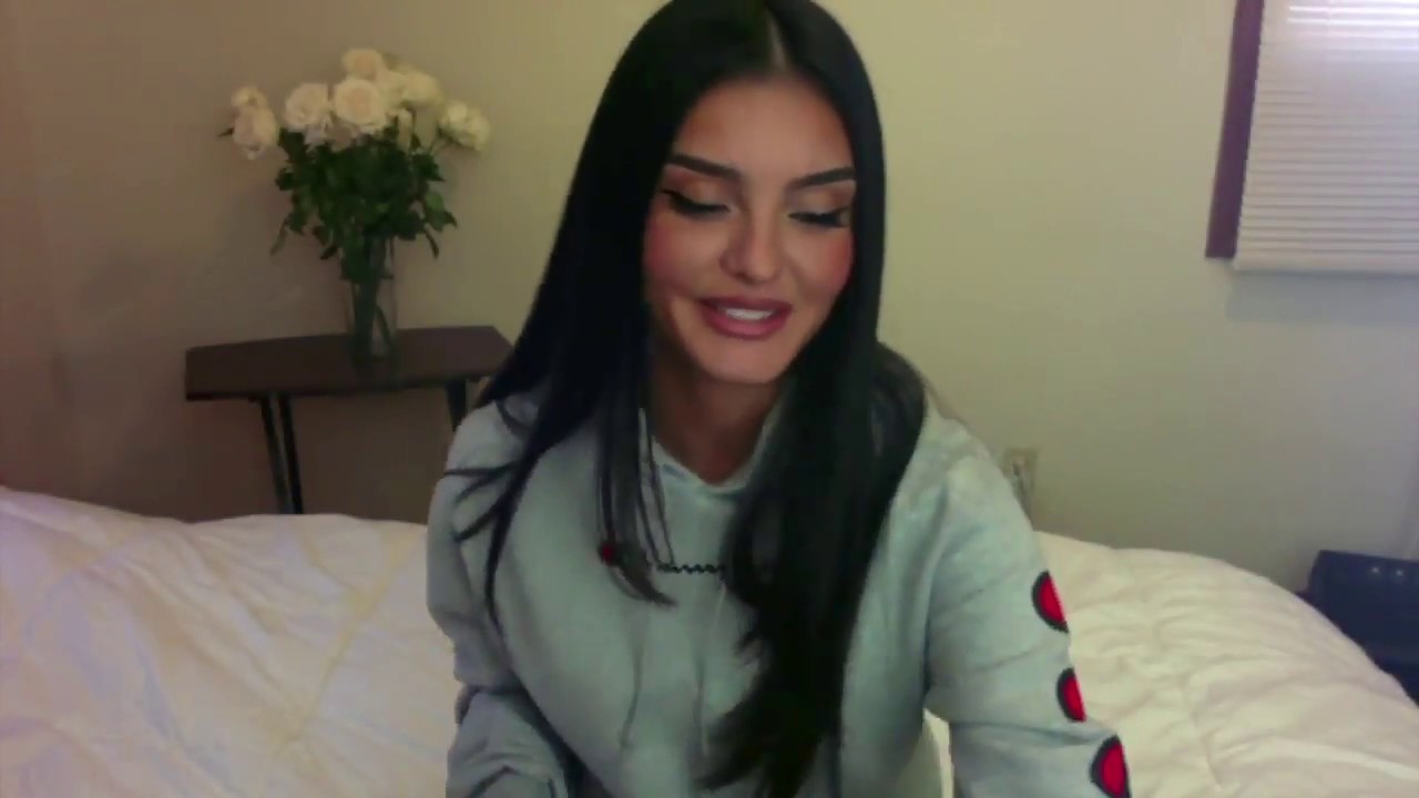 Evon has something to show you! 😱 - YouTube