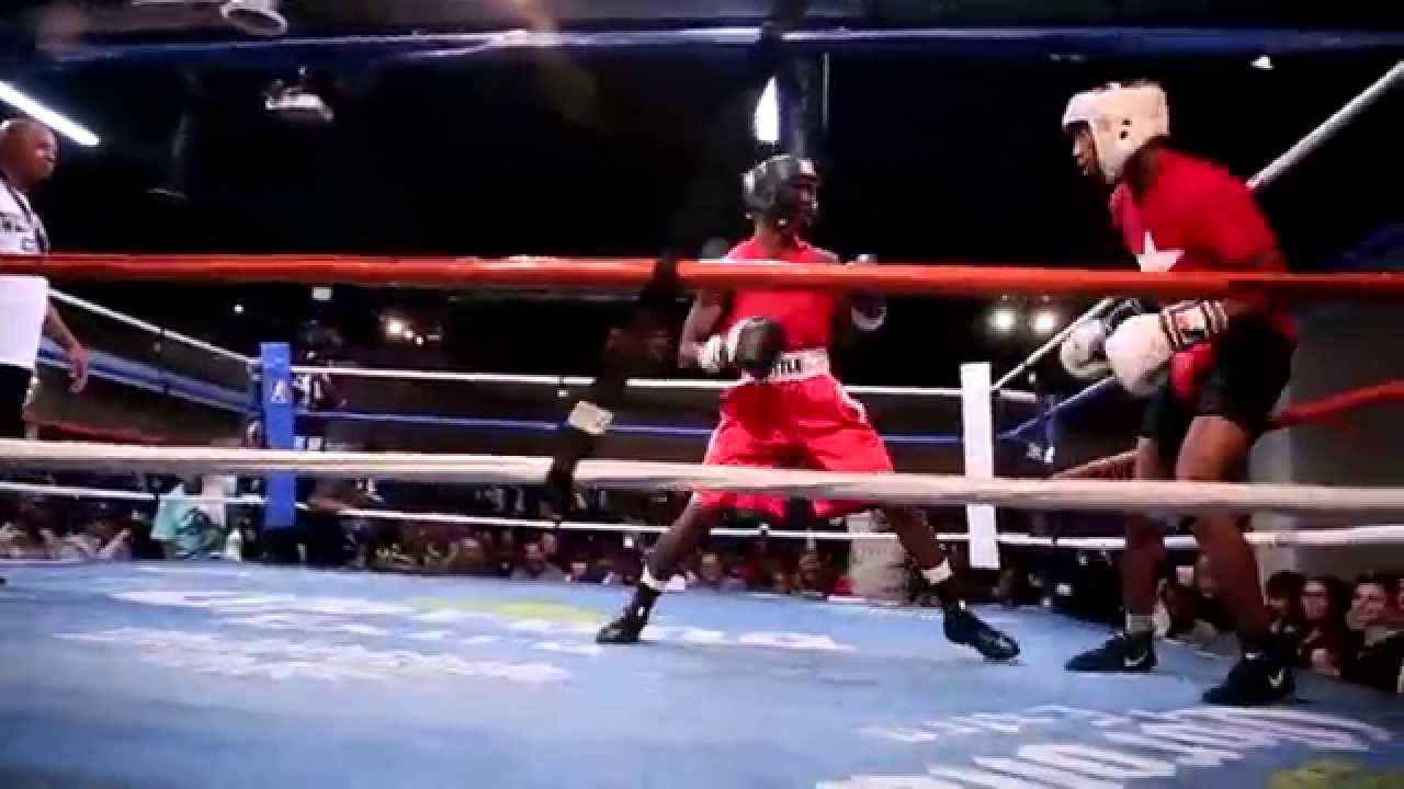 Leon Spinks III at Boxing Smoker, Los Angeles Nov 27th 2013 - YouTube