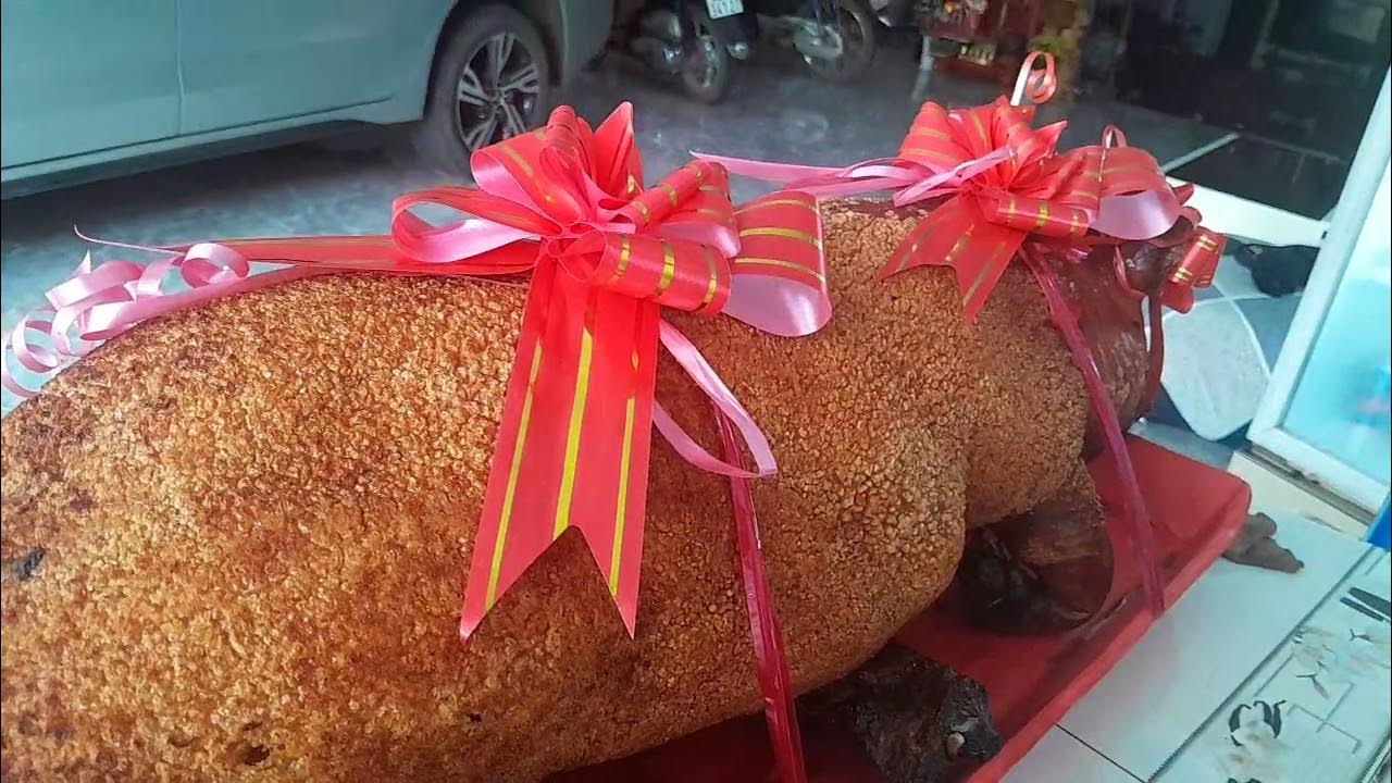 ngày tình yêu 14/2 quay nguyên em heo phun cốm - YouTube