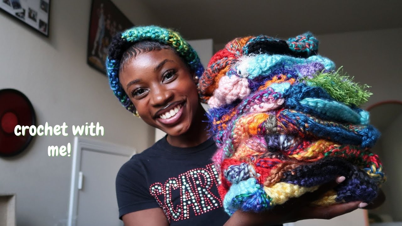 scrap yarn crochet beanies - YouTube