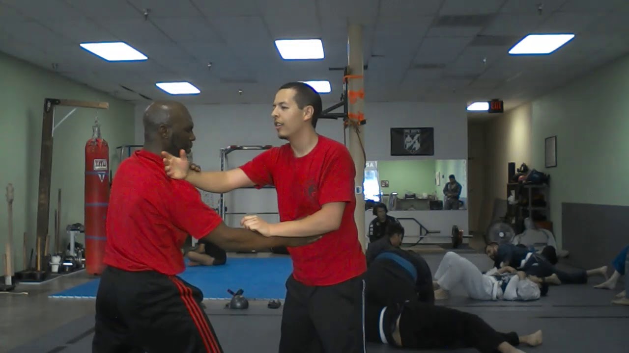 Me, Mike Graves and Andrew Lomas practicing Push Hands pt1 - YouTube