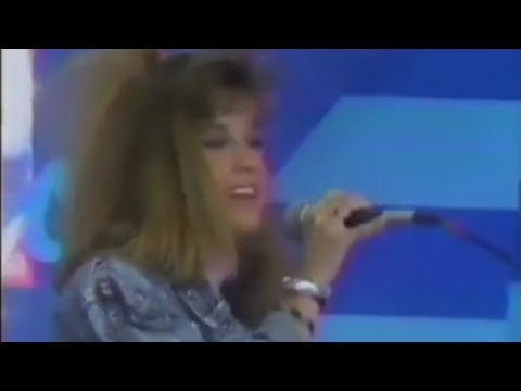 Young Alanis Morissette Interviews