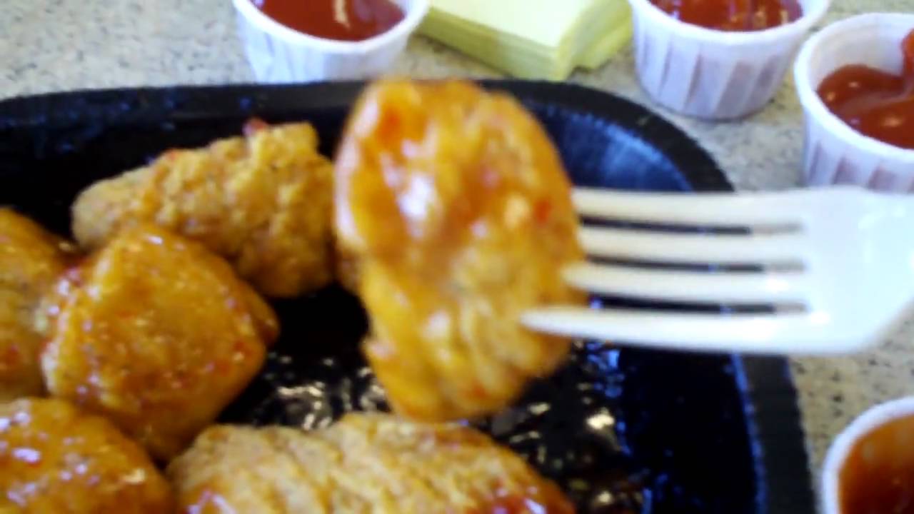 Review of Wendy's Asian Sweet & Spicy Boneless Wing - YouTube