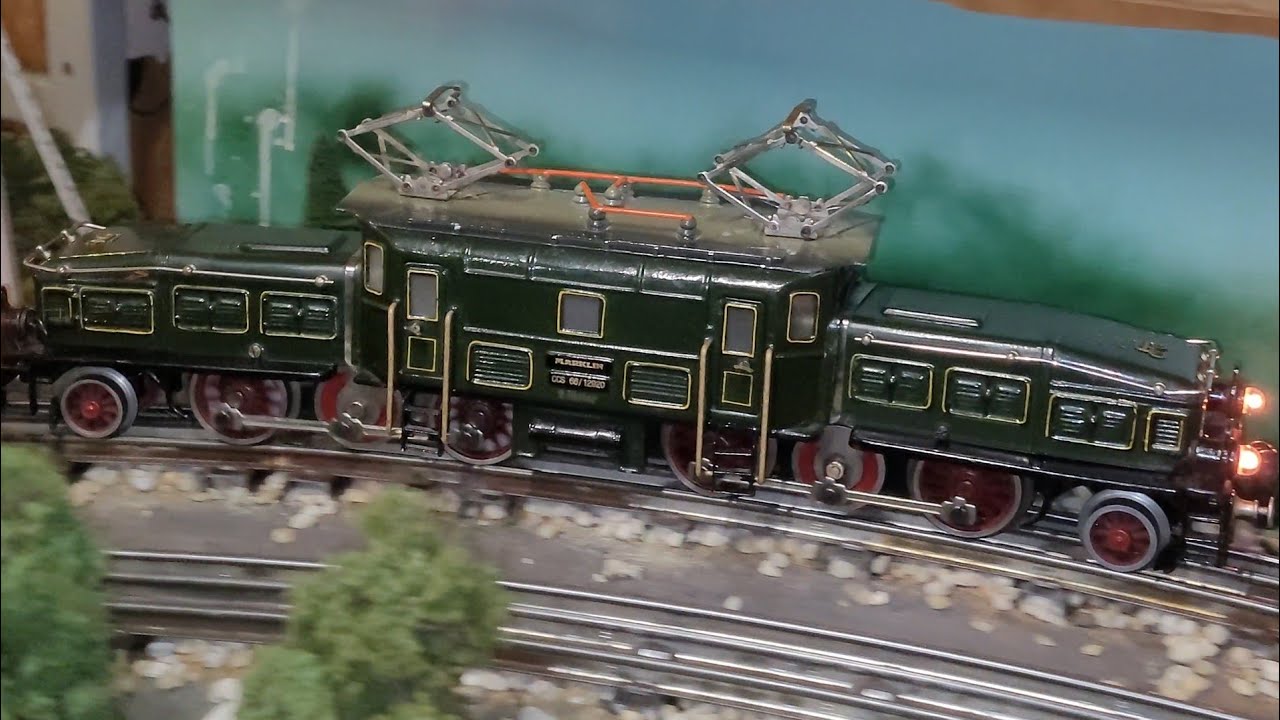 Classic Märklin 0 gauge krokodil CCS 66/12920 with international night ...