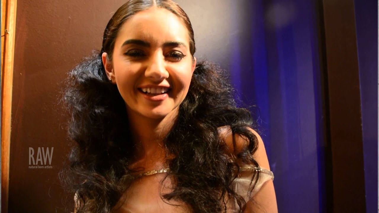 Amy Weir at RAW Newcastle presents AXIS 10 Oct 2014 - YouTube