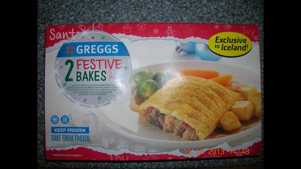 Greggs Festive Bake FIRST REVIEW - YouTube
