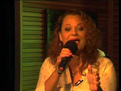 Maya Spector performs on Expresso - YouTube