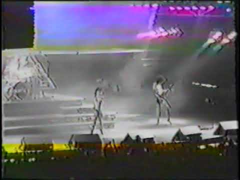 Queen The Works Tour_1984_5 - YouTube